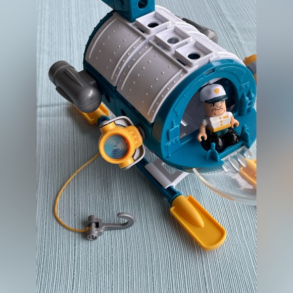Mattel | Toys | Mattel Submarine With Diver Buildable | Poshmark